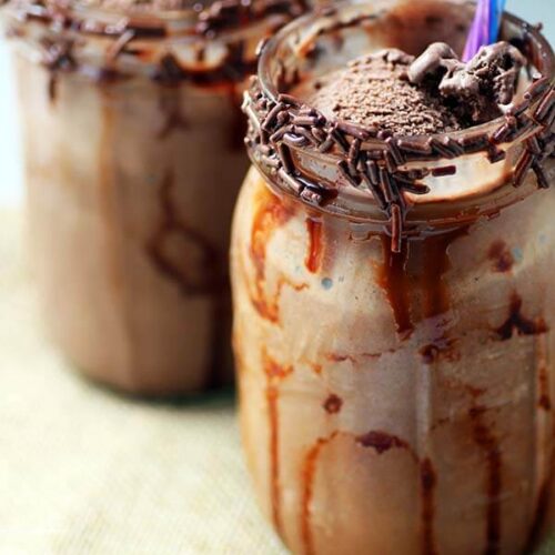 Triple Chocolate Milkshakes for Chocoholics • Pint Sized Baker