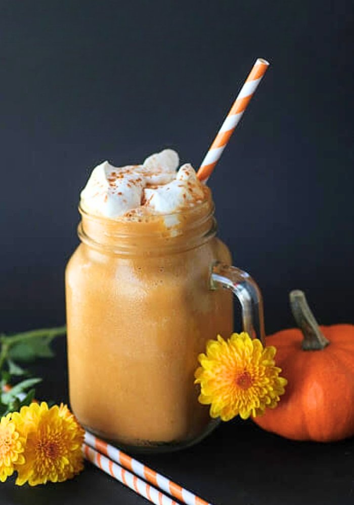 Aromatic Pumpkin Pie Shake • Pint Sized Baker