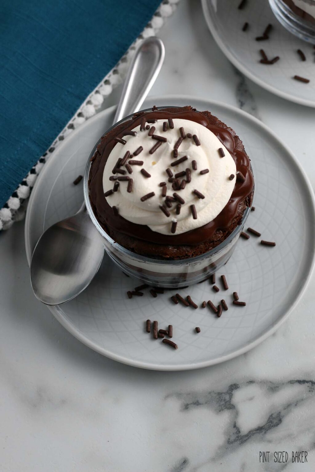 Super Easy Easy Chocolate Pudding Trifle Cups • Pint Sized Baker